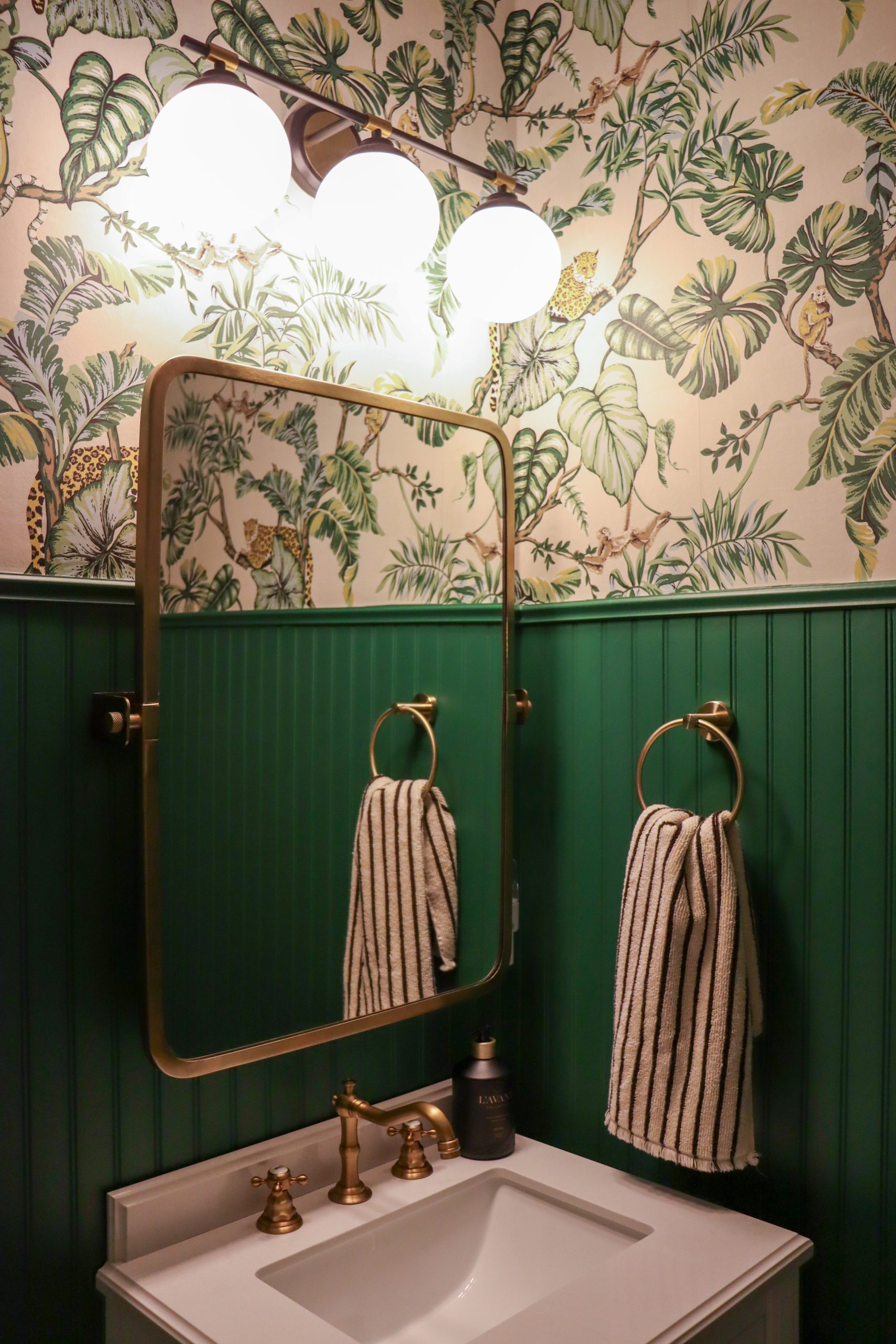 Builder Grade Upgrade: Powder Room – The Northern Prepster